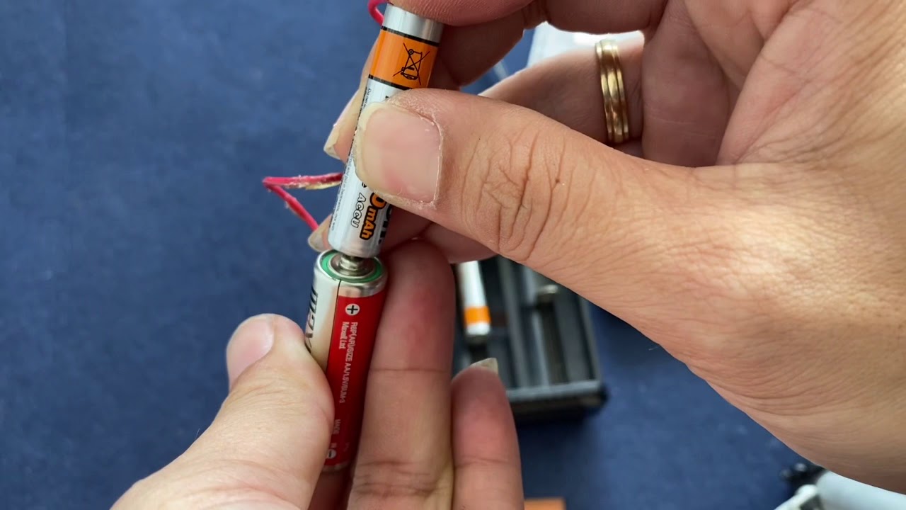 How to fix recharger AAA battery not charging - YouTube