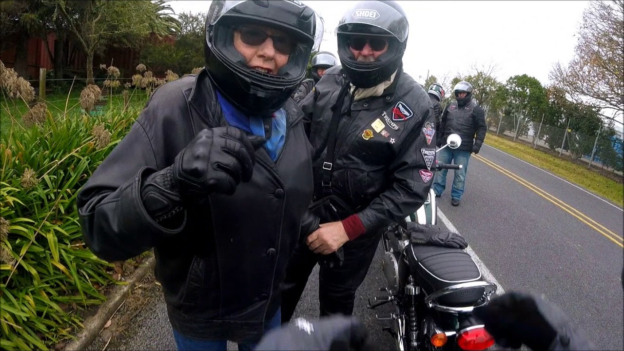 Triumph Riders Motorcycle club ride to Raglan - YouTube
