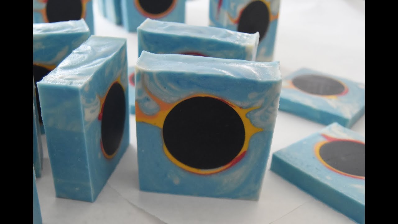 Making and Cutting Solar Eclipse Cold Process Soap - Seizing/Ricing ...