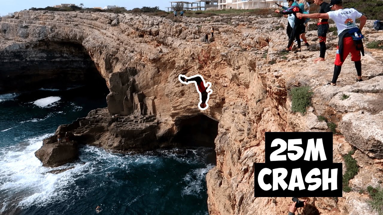 FAIL aus 25 Metern?! Krasse Tricks von der riesen Klippe *3-Fach* - YouTube