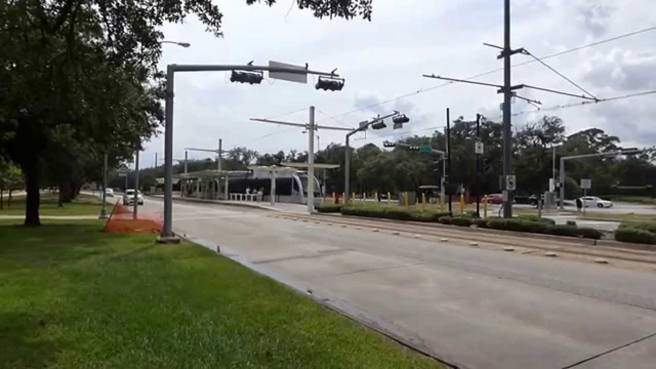 HOUSTON, TEXAS METRO LIGHT RAIL IN 2014 - YouTube