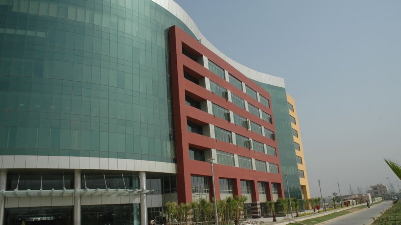 Fidelity Campus Video - YouTube