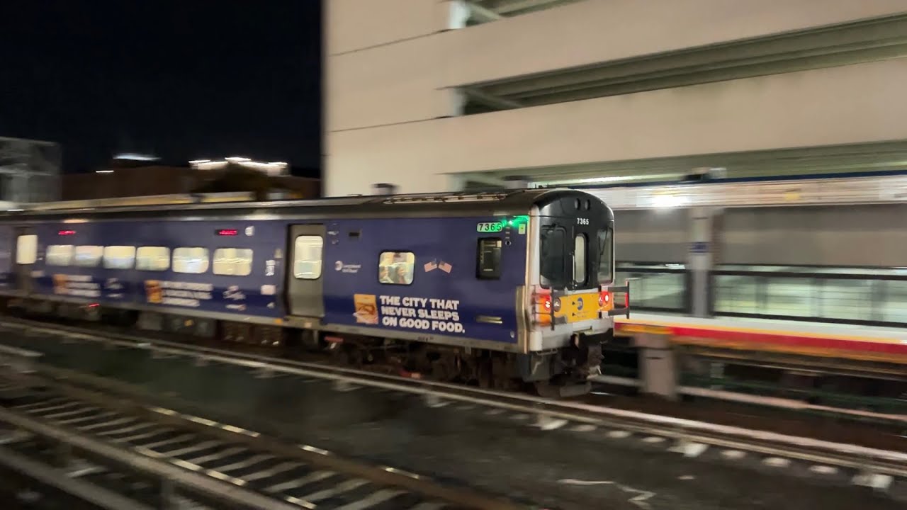 LIRR Kraft advertisement wrap at Mineola - YouTube