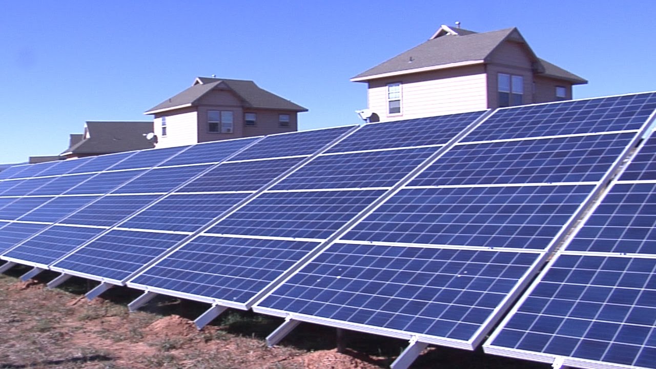 Solar Farm Serves 60 Homes - YouTube