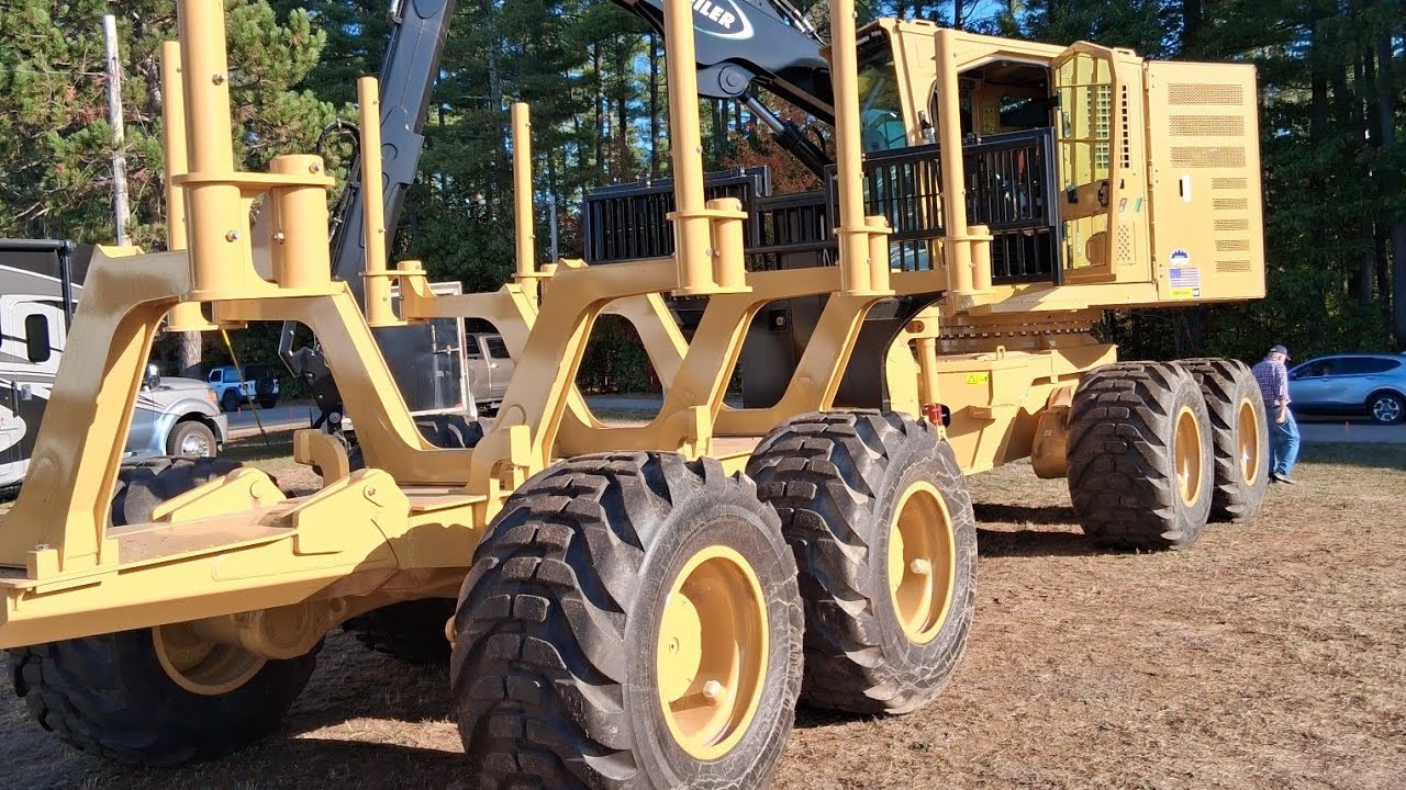 BFP trucking loading up a heavy piece of forestry equipment at fryberg ...