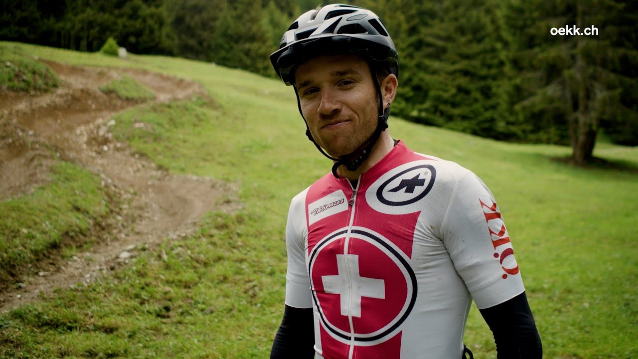 ÖKK Bike - Anliegerkurven mit Mathias Flückiger - YouTube