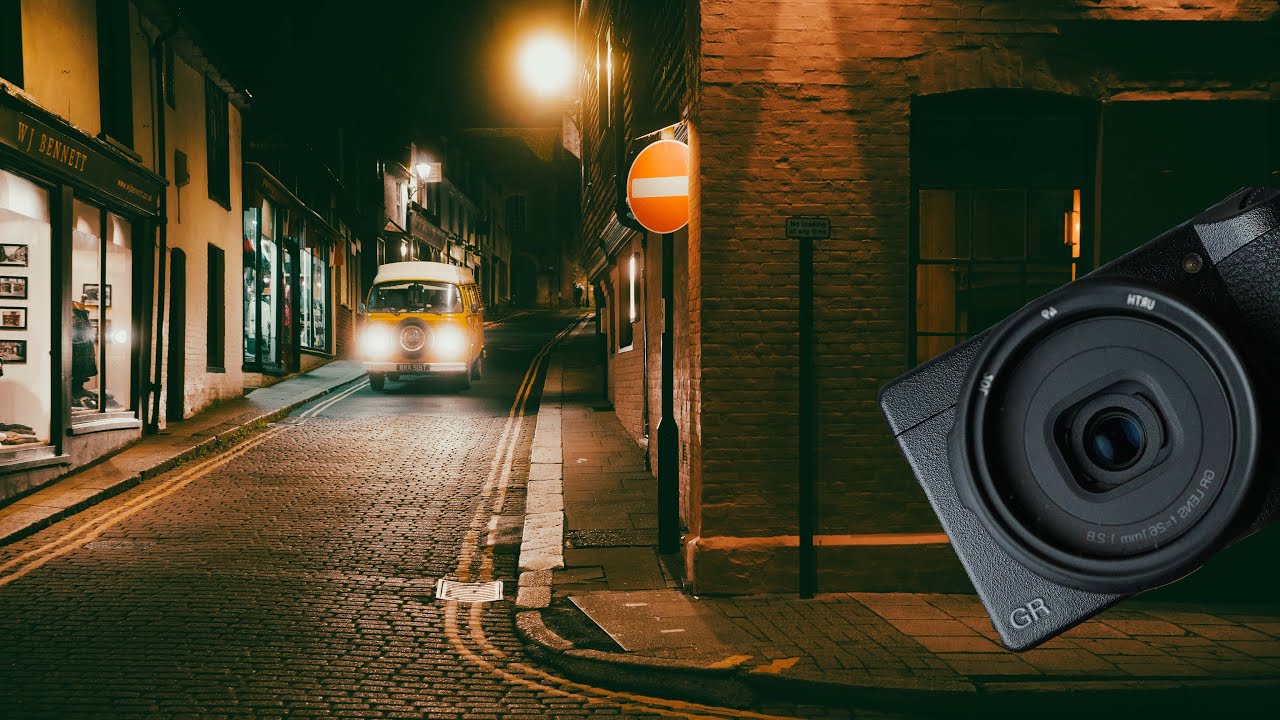 The Simplest Camera Setup for Day & Night Street Shots - YouTube