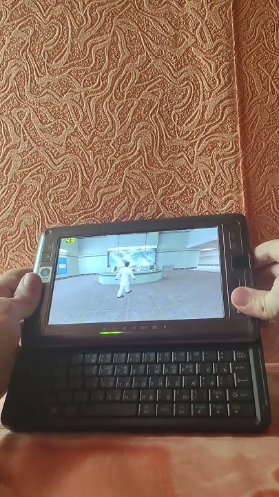 Half-Life на HTC Shift. UMPC на Windows Vista из 2007. - YouTube