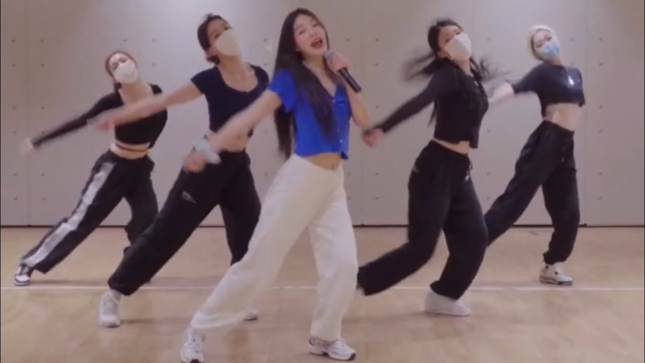 favorite part in joy's hello dance practice #shorts - YouTube