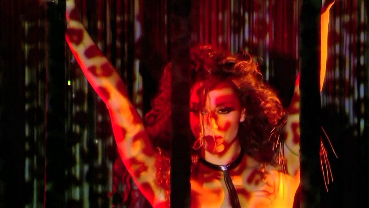 Crazy Horse - Forever Crazy London - Official Trailer 2012 - YouTube