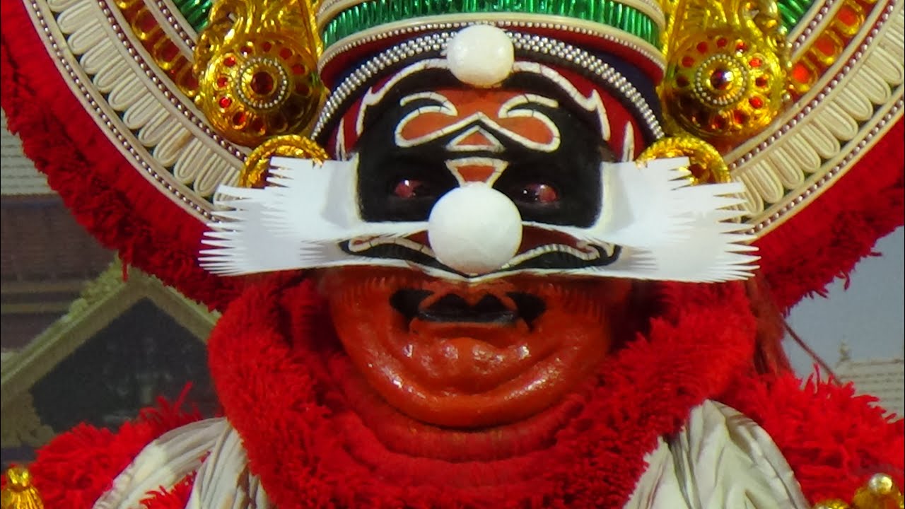 Kathakali -- Duryodhana Vadham - 2 - Dushasanan Thiranokku - YouTube