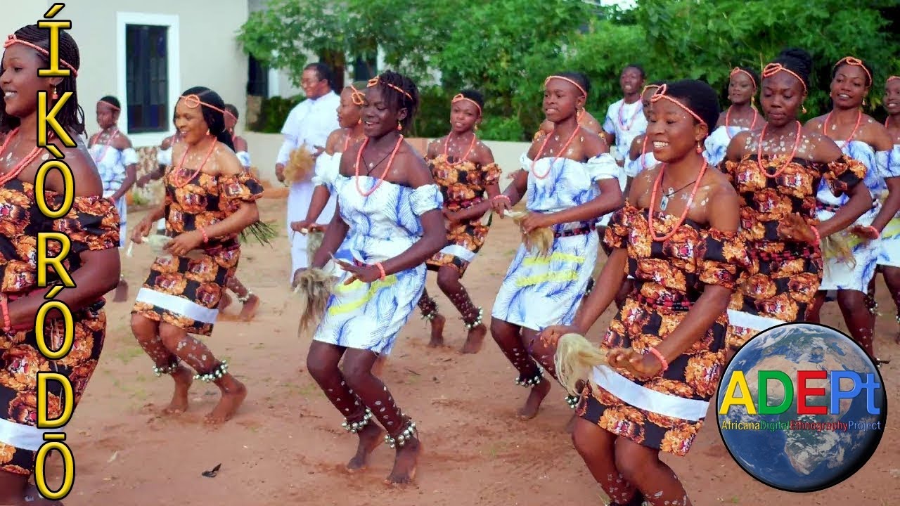 Igbo Ikorodo Dance at St. Theresa Church, Part 04 - YouTube