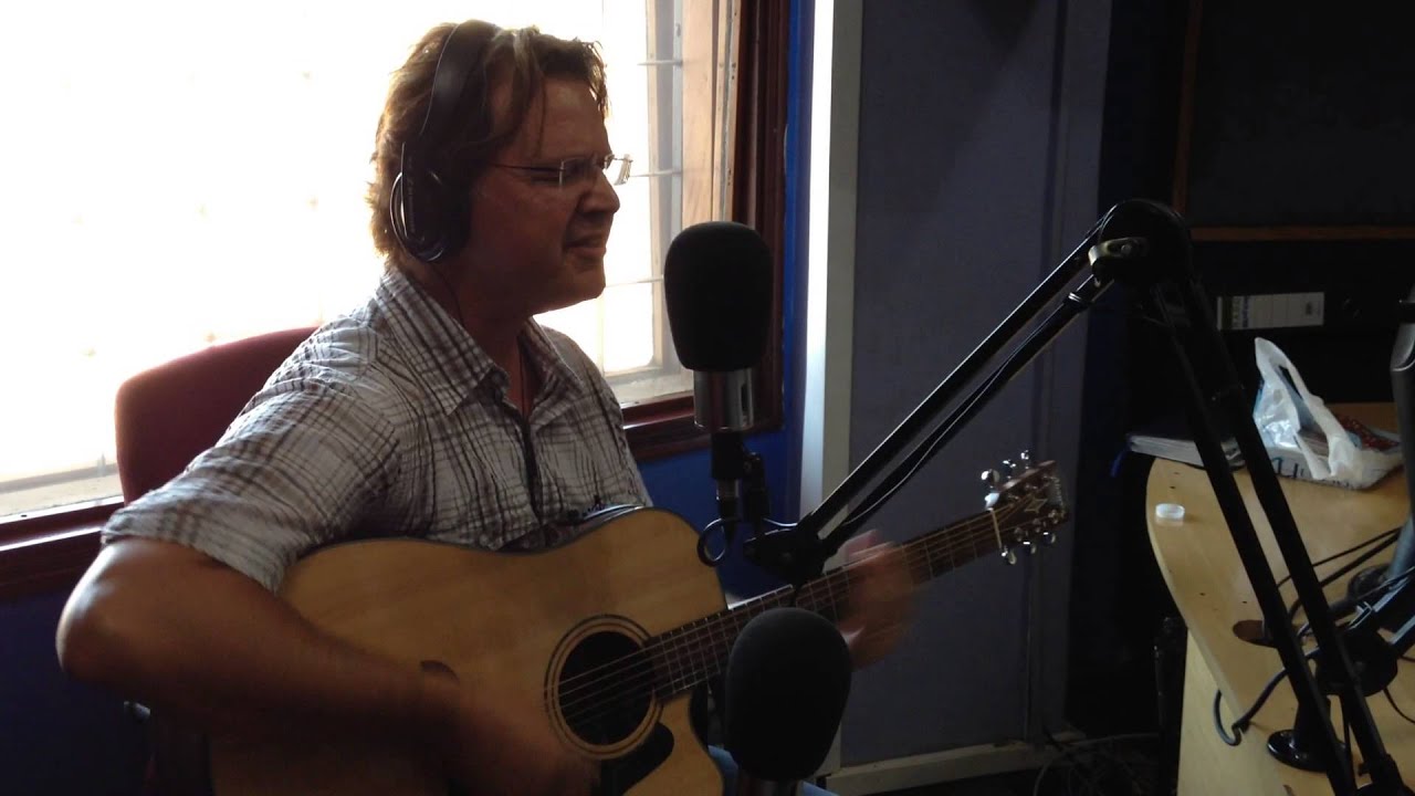 Let Everything That Has Breath by Rob Still [Live Radio Africa] - YouTube