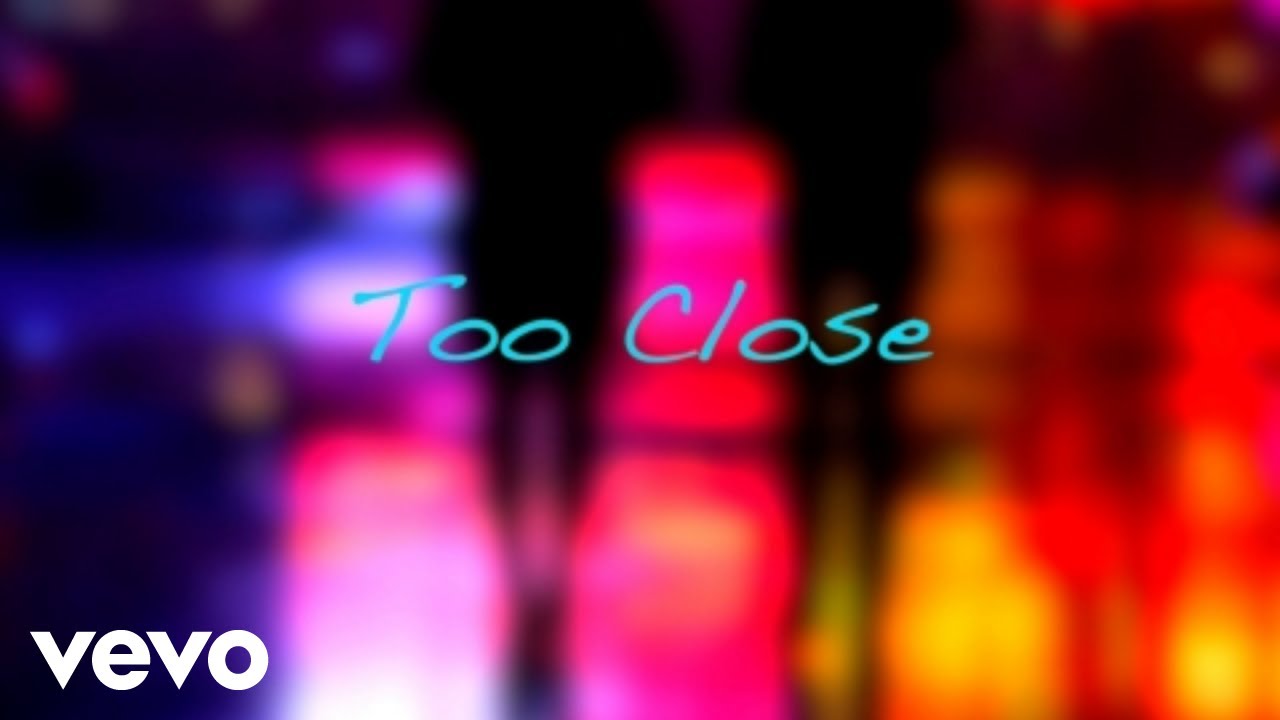 Presley Aronson - Too Close (Official Lyric Video) - YouTube