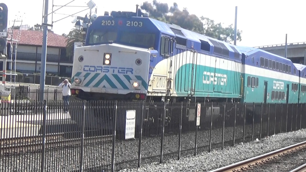 Coaster train 685 F40ph 2103 arrived at Old Town Station - YouTube