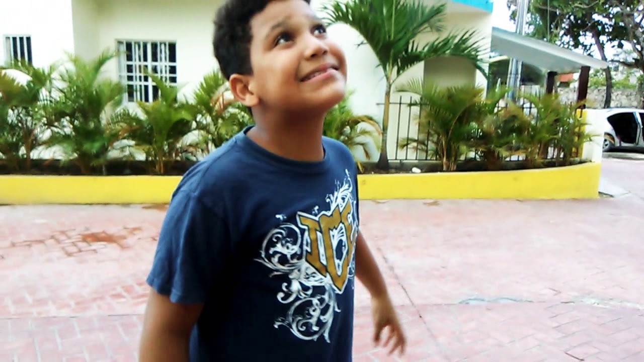 Reto extremo orina en la mano algo asqueroso🤢 - YouTube