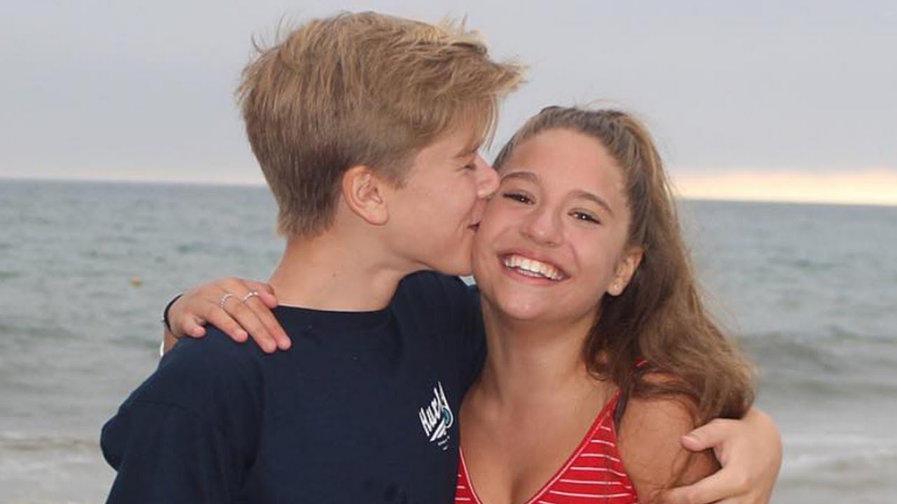 Mackenzie Ziegler Gets KISSED By A Guy On The Beach - YouTube