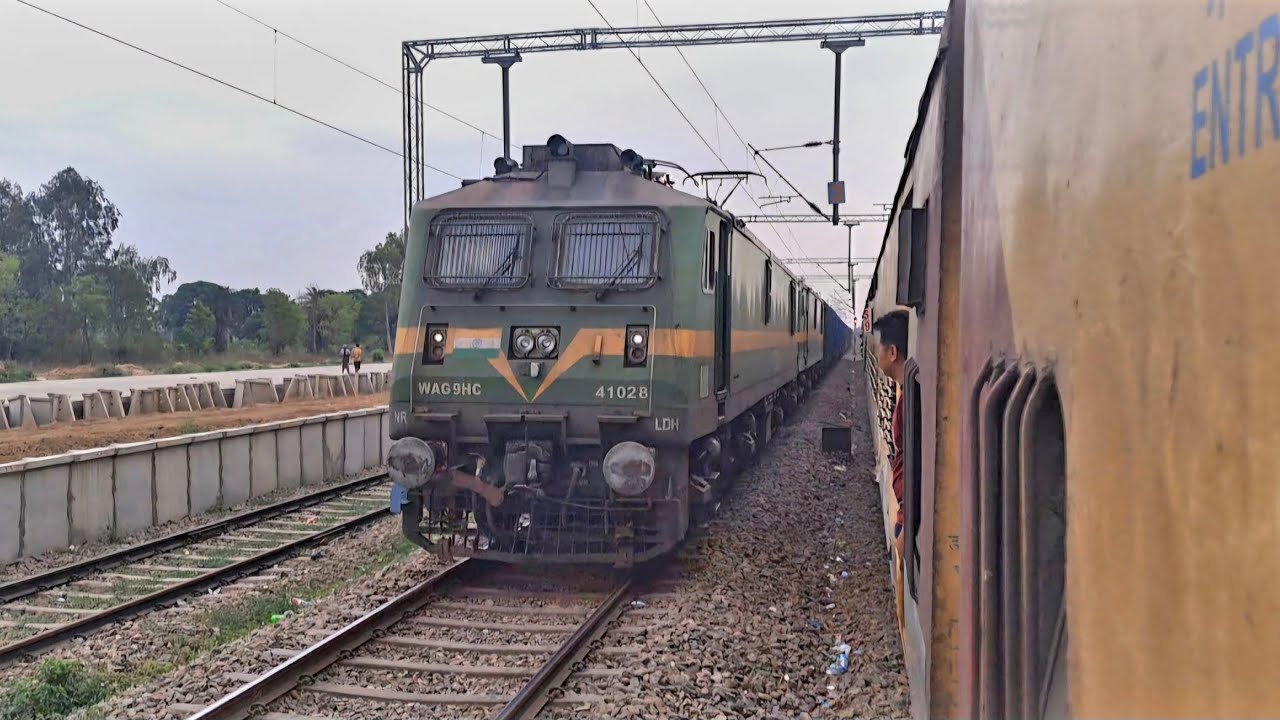 Goods Train Overtake the 11077 Jhelum Express oh my good 😢# ...