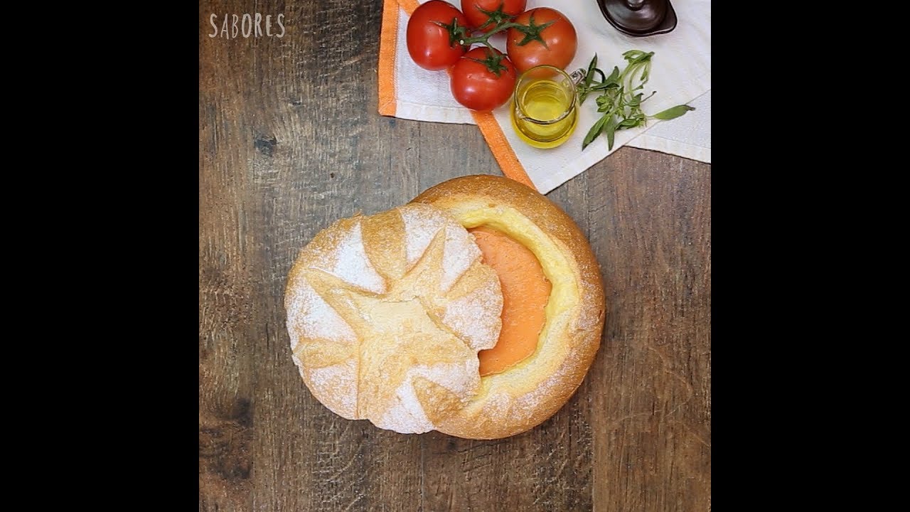 Pan relleno con sopa de tomate - YouTube