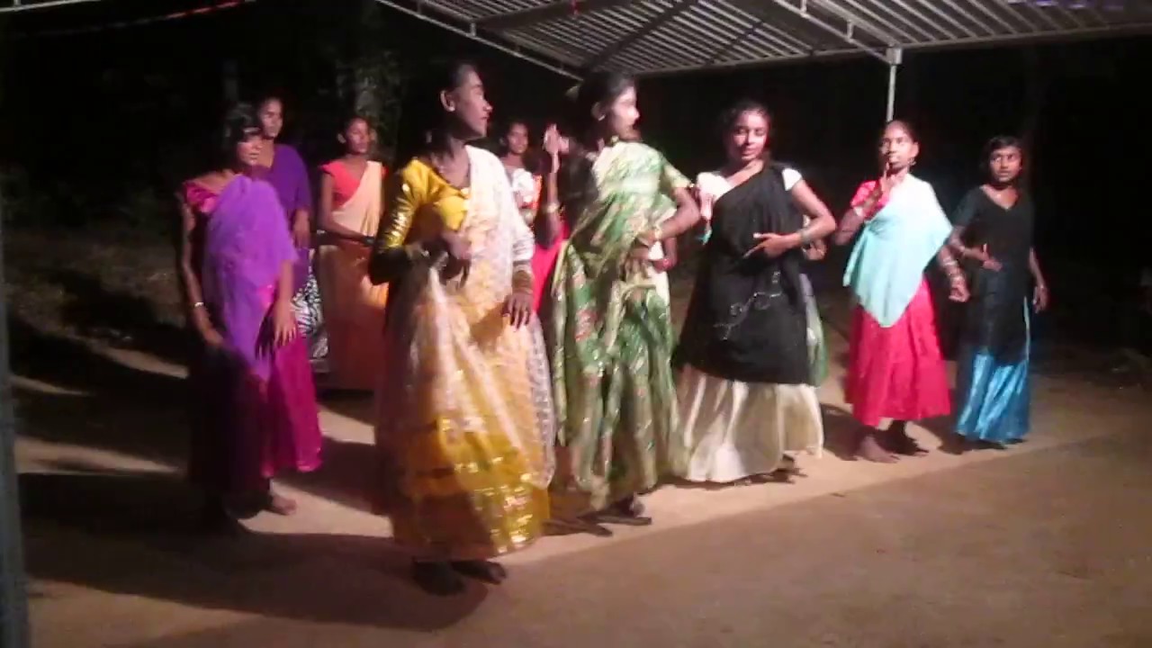 A dance for the Hindi song Banno Rani (1) - YouTube