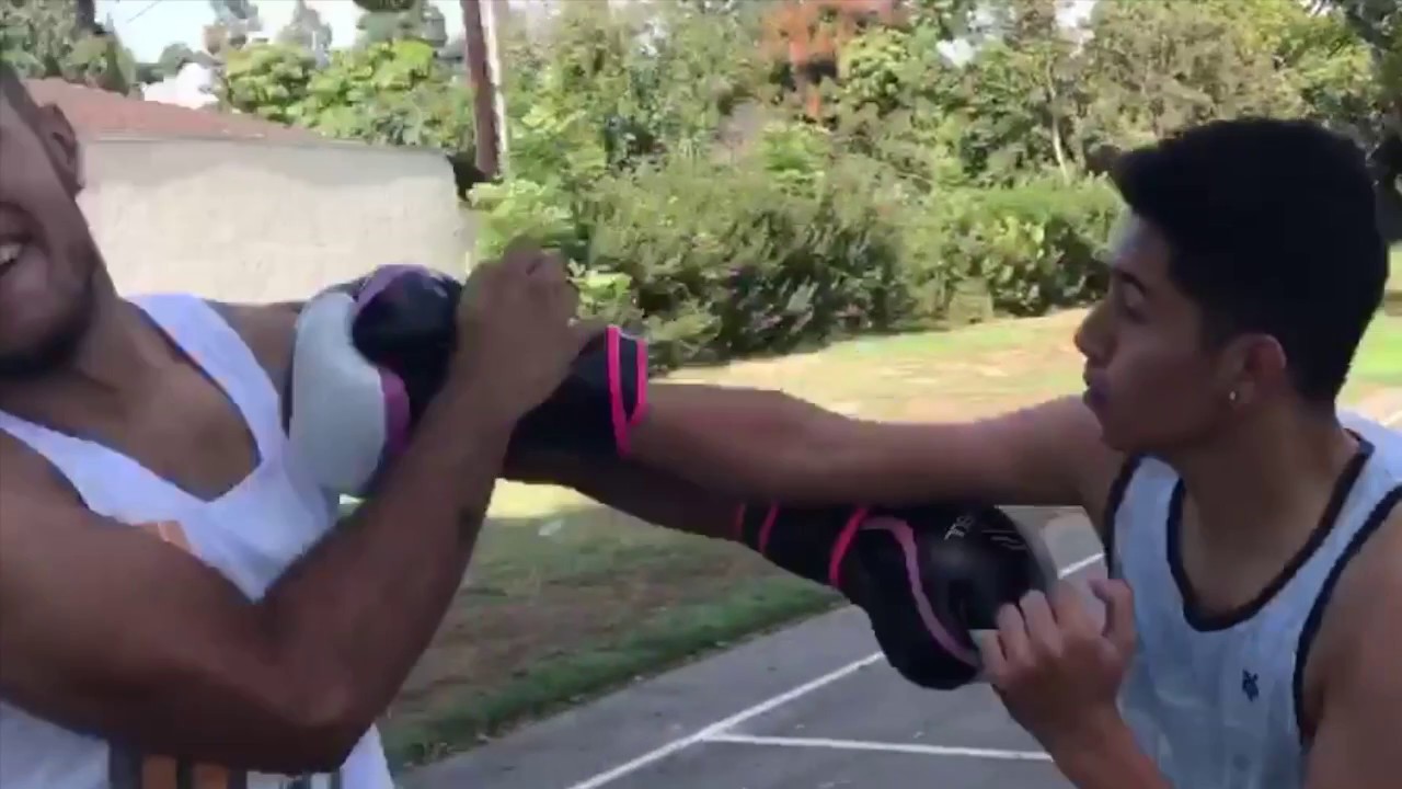 SMALL GUY BEATS BIG GUY IN A FIGHT (INTENSE!!!) - YouTube