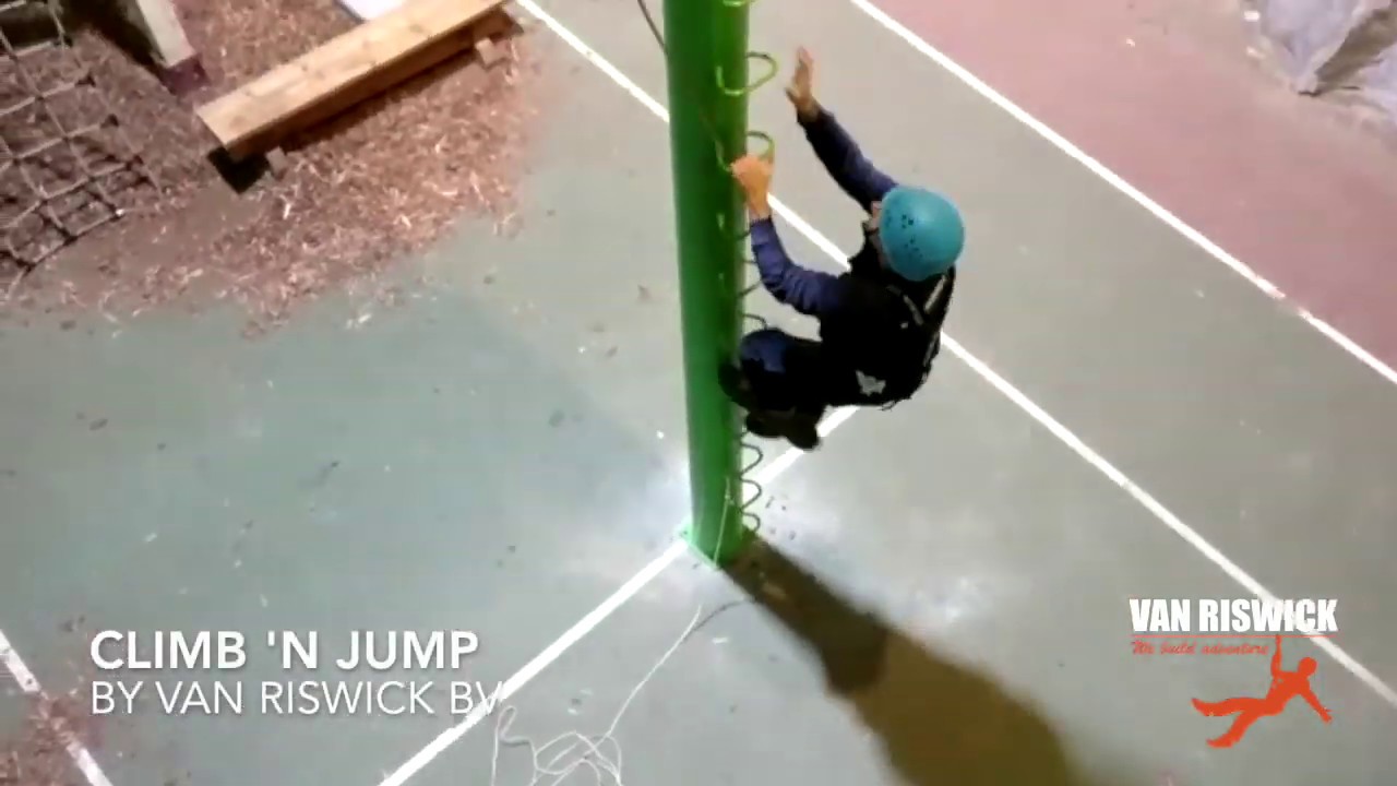 Climb 'n Jump at Adventure City Rotterdam. - YouTube