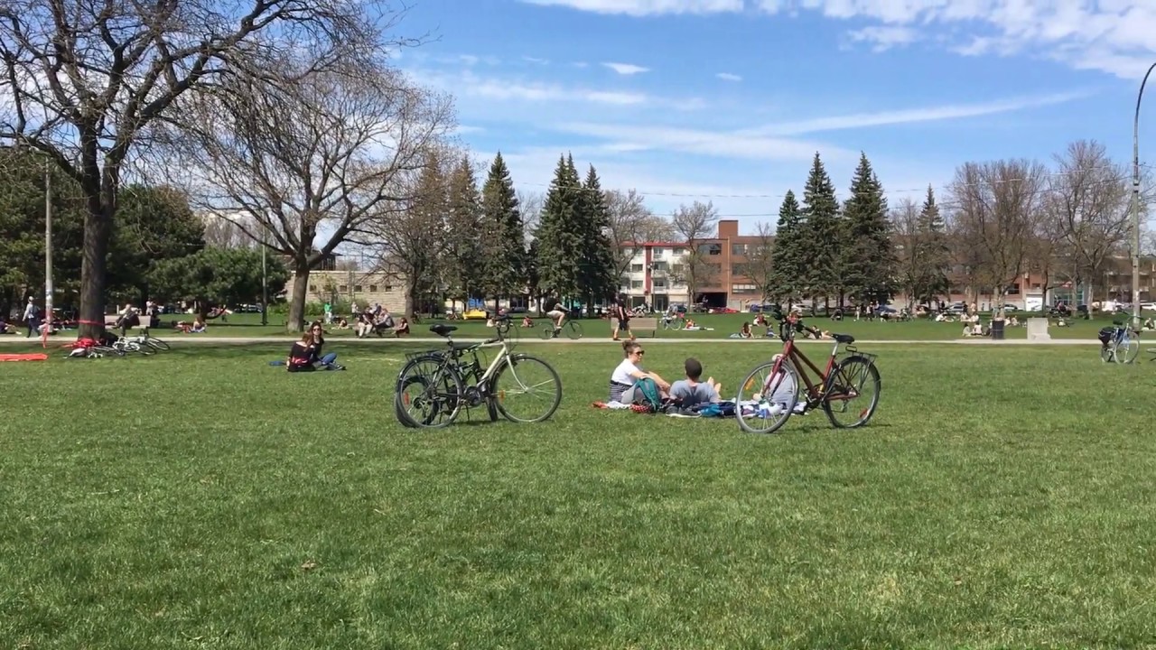Montréal: Une petite promenade au parc Jarry - YouTube