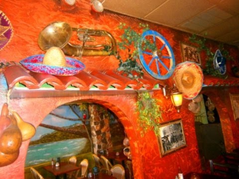 NIck Belmonte goes to El Mexicano in Clifton, NJ - YouTube