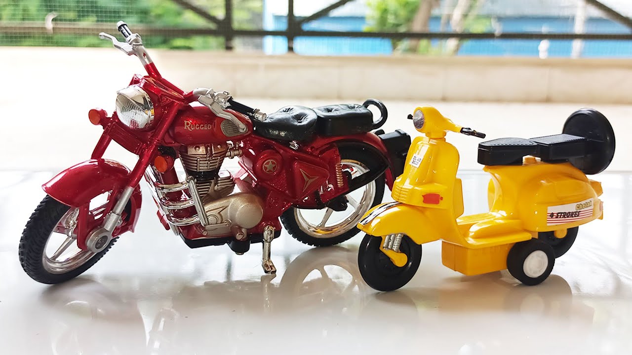 Scale Model Unboxing Rugged Bullet | Bajaj Chetak Scooter | Diecast ...