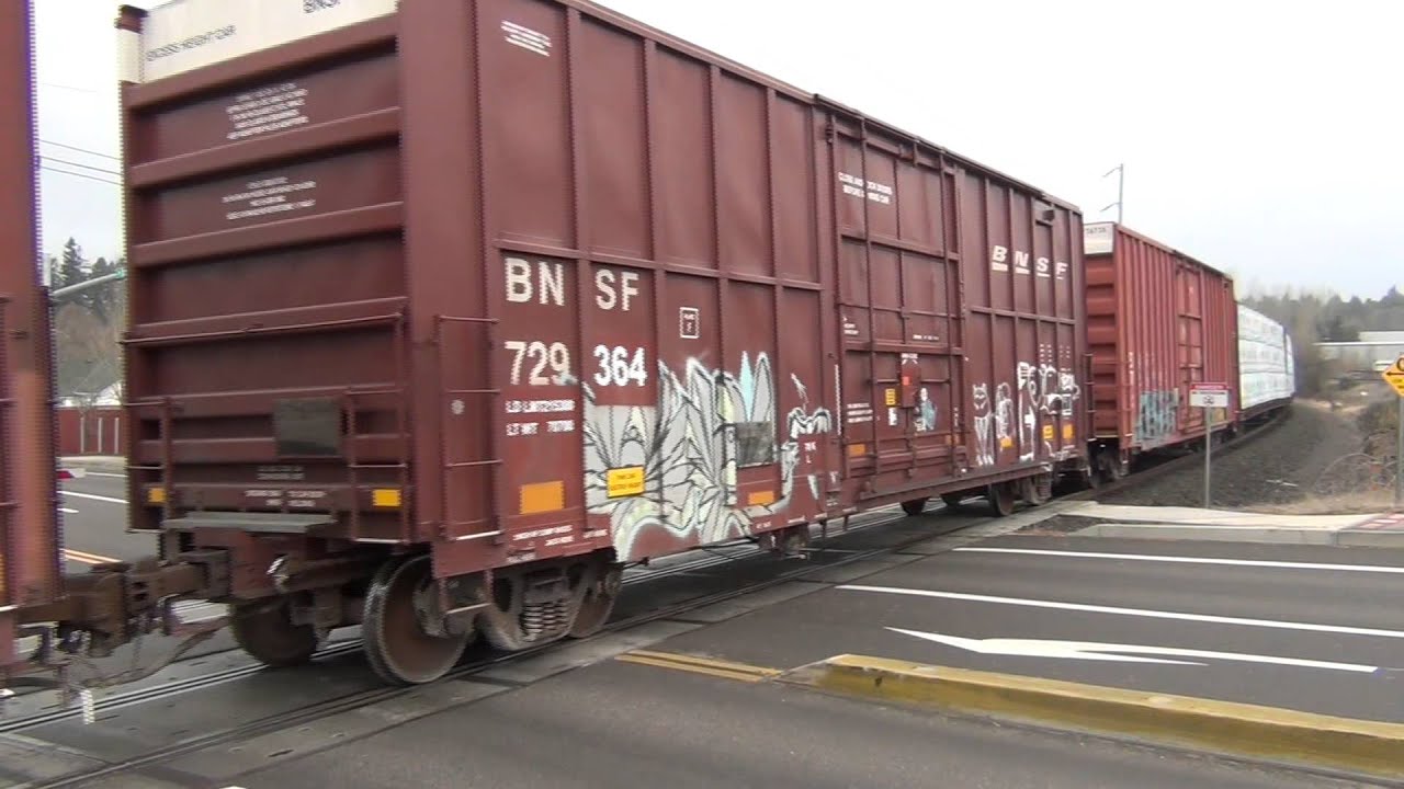 Chasing The PNWR Harbor Turn Part #1 - YouTube