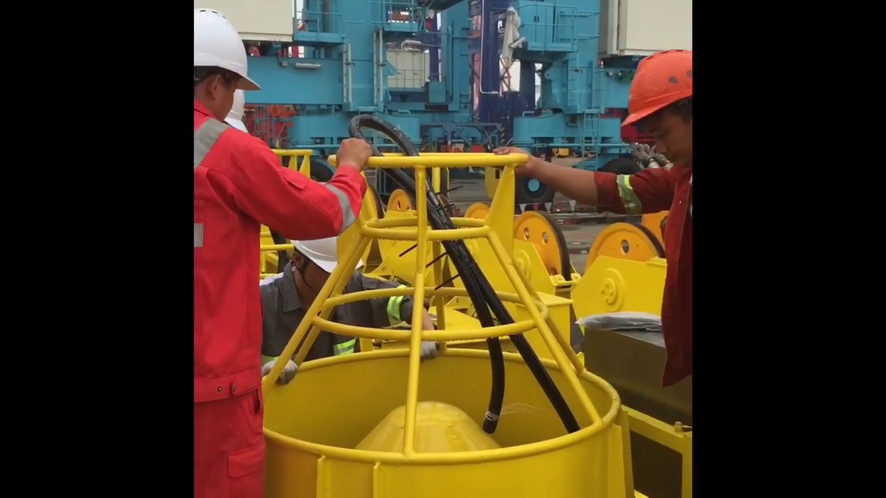 Field installation of basket cable for ZPMC Spreader - YouTube