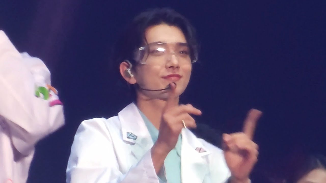 [230310] Carat Land(캐럿랜드) - PANG! (조슈아 직캠, Joshua focus) - YouTube