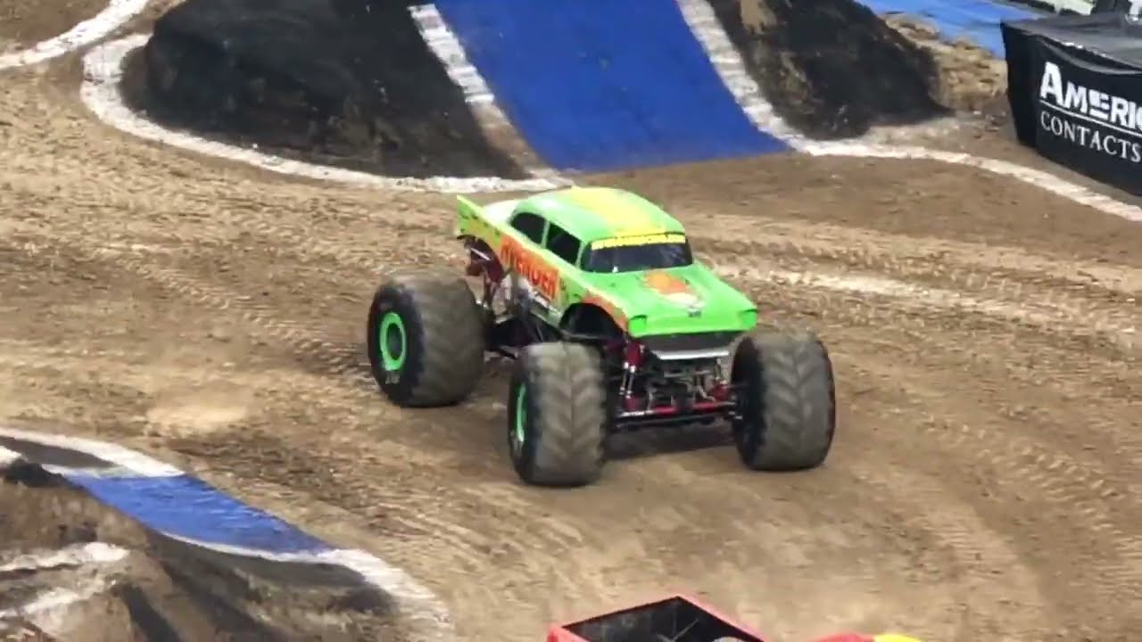 Monster jam Racing at Denver Mile high stadium 2019 - YouTube