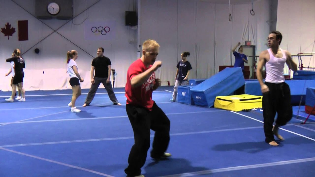 Split kick front kick - YouTube