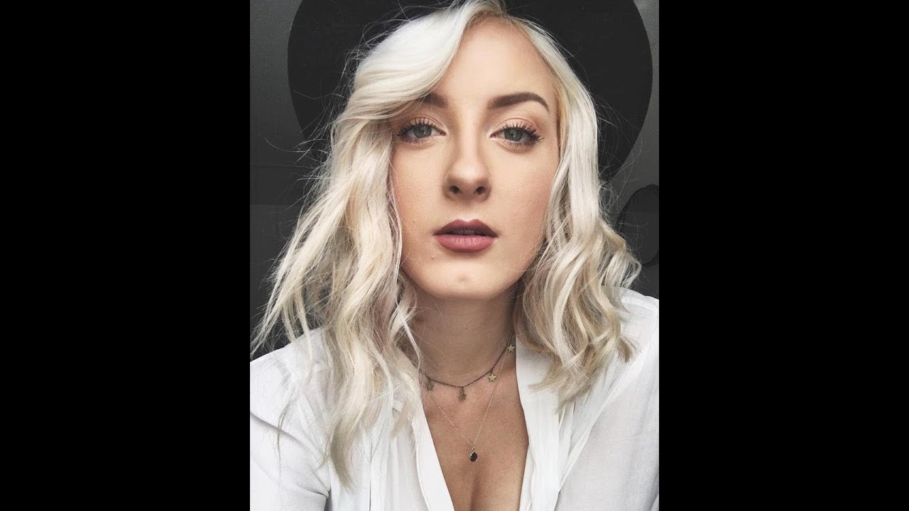 The Blue Note Check out the insanely talented Danielle Mohr - YouTube