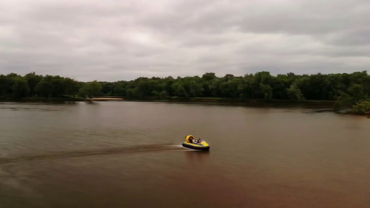 Hovercrafting in a Viper Hovercraft on the Wisconsin River - YouTube