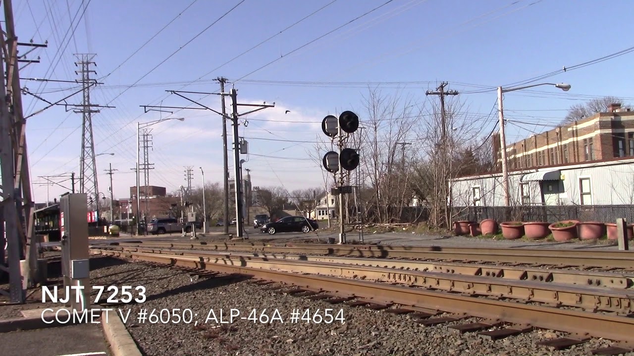Railfanning NJT 7249 & 7253 in Red Bank 3/26/20 - YouTube
