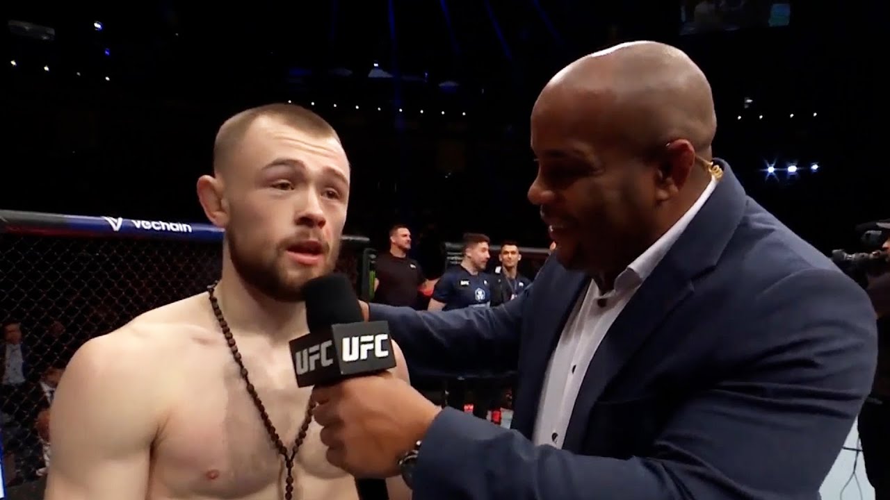 Jake Hadley Octagon Interview | UFC 286 - YouTube