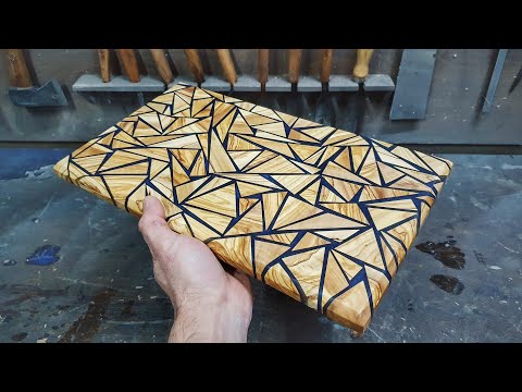Atık ağaçlardan epoksi ile sunum tahtası yapımı / Making a cutting board with epoxy from waste wood