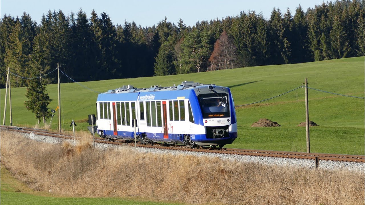 Die Bayrische Regiobahn BRB in Füssen an der König-Ludwig-Bahn - YouTube