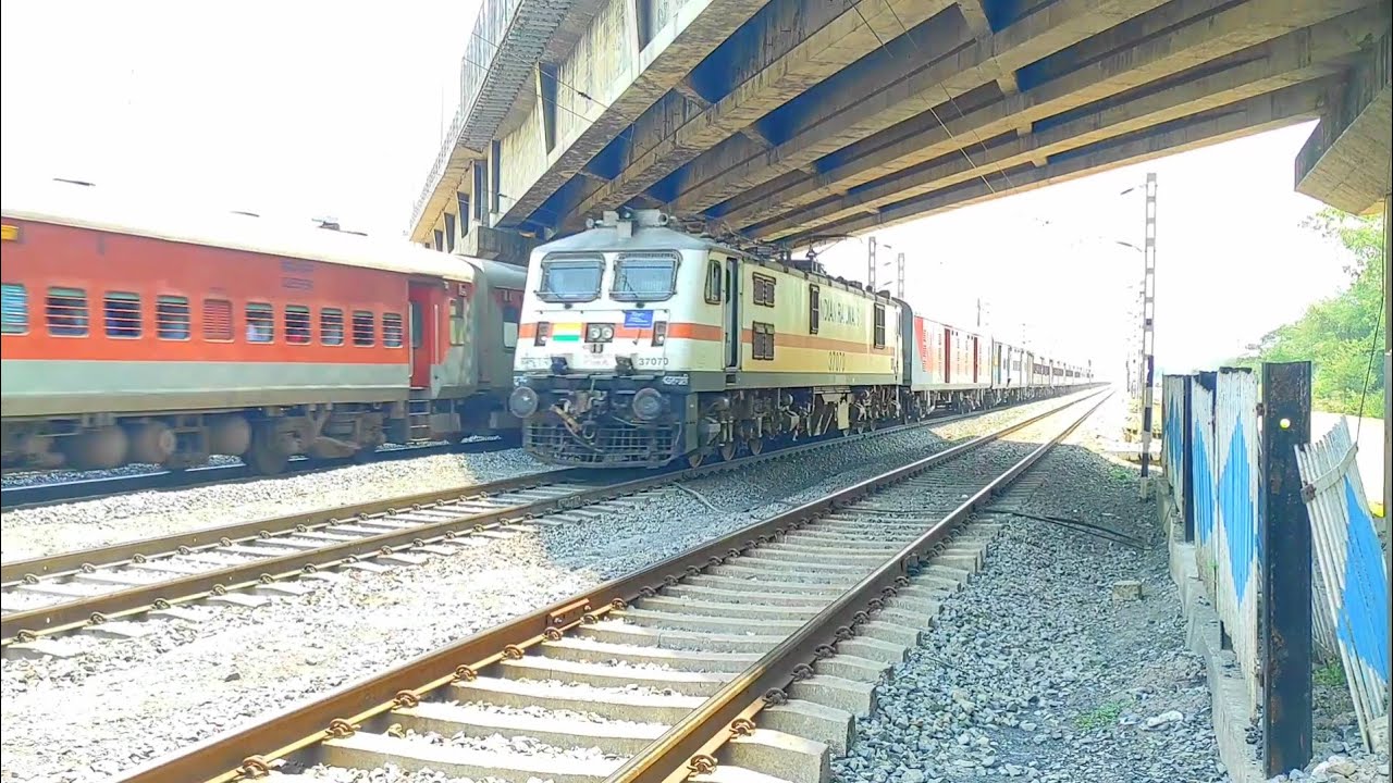 Super fast express running track sound and horn sound amazing capture ...