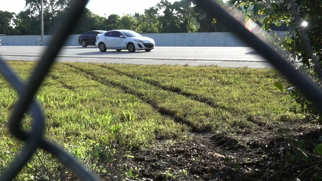 Video: I-95 driver crashes through fence, hits 2 cars driving by on a ...