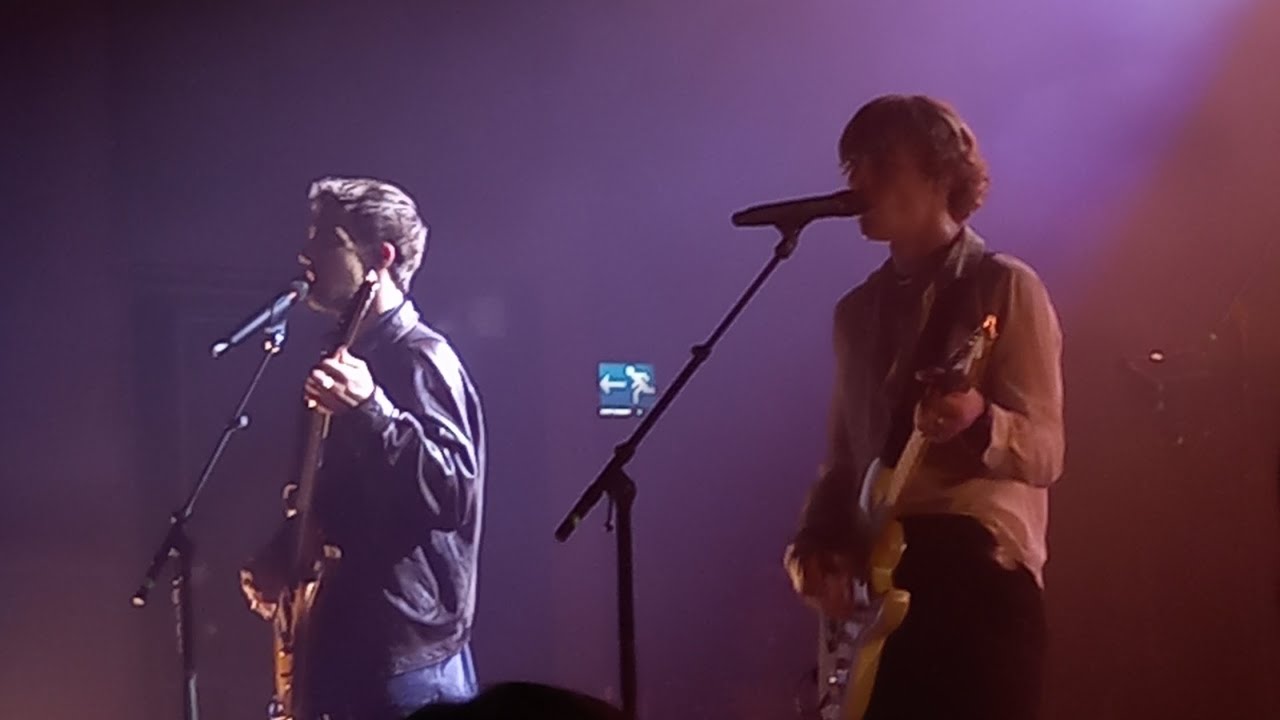 The Driver Era - Low - Live in Birmingham 7th October 2022 - YouTube