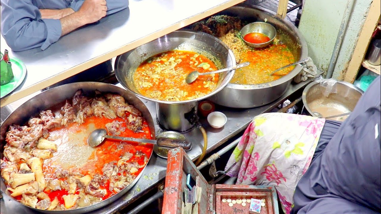 Koftay Channy Siri Paye | At Manzoor Cholay Shop Fowara Chowk Peshawar ...