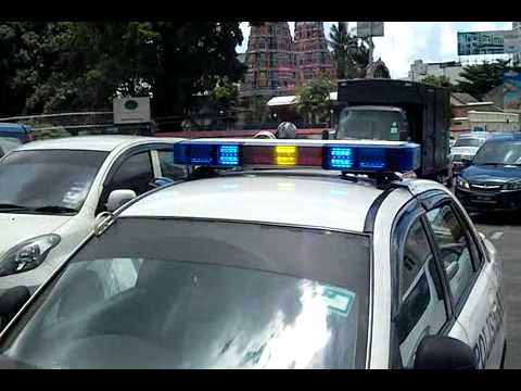 PDRM new beacon light for Mobile Patrol Vehicle Unit(MPV) 2012 - YouTube