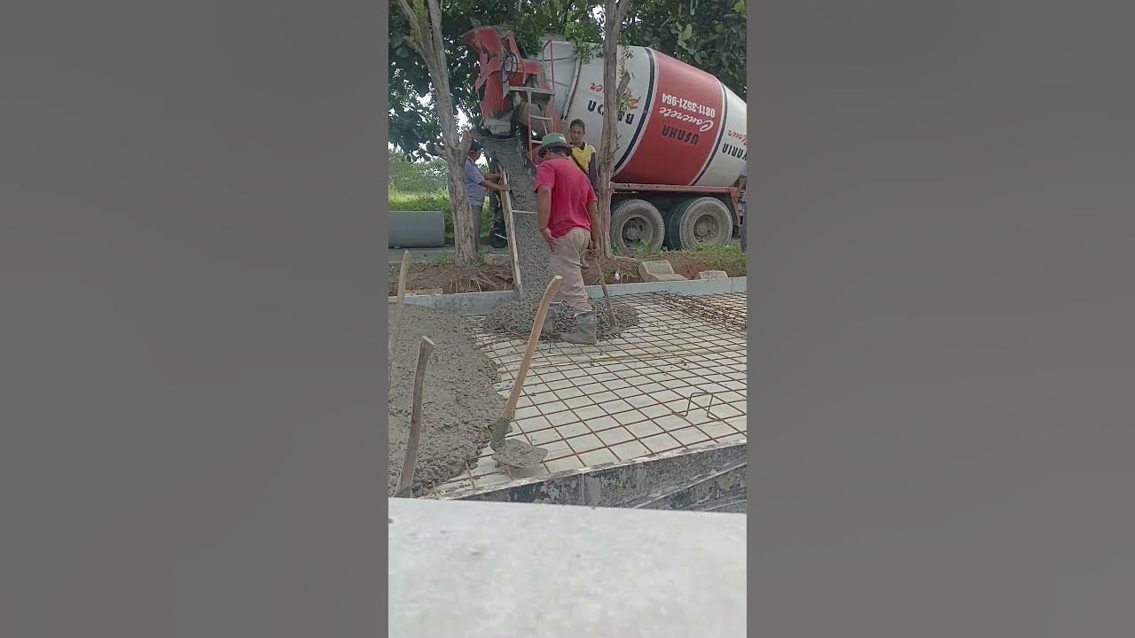 cara pengecoran jalan beton dengan truck mixer #construction #build #building #mixer #concrete ...