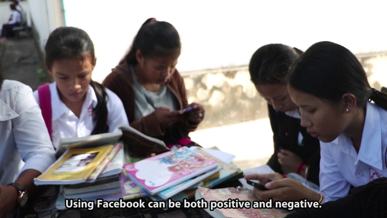 Impression of students and teachers on ICT textbook grade 12 - YouTube