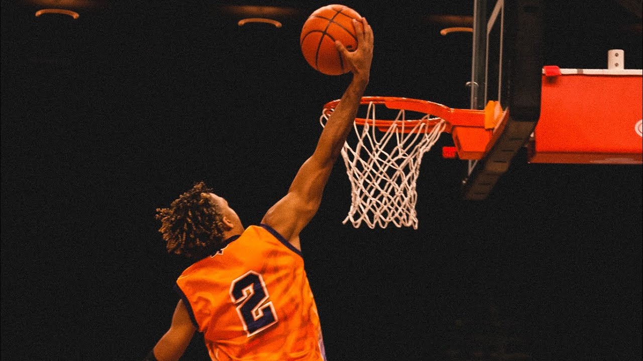 A day in the life of a pro basketball player 🔥 - YouTube