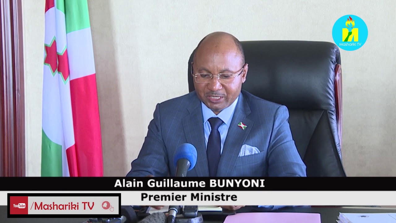Remise et reprise entre le 1er Ministre Alain Guillaume Bunyoni et les ...