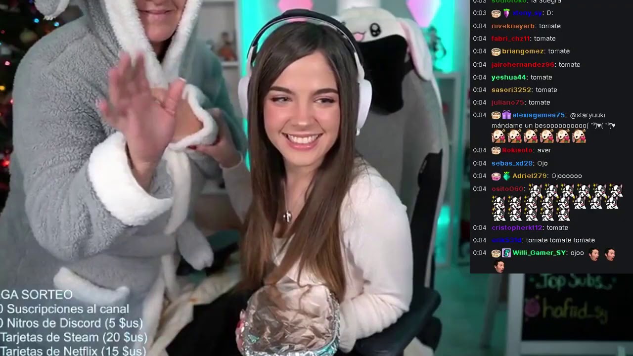 Staryuuki muestra a su mamá en directo ️🔥 - YouTube